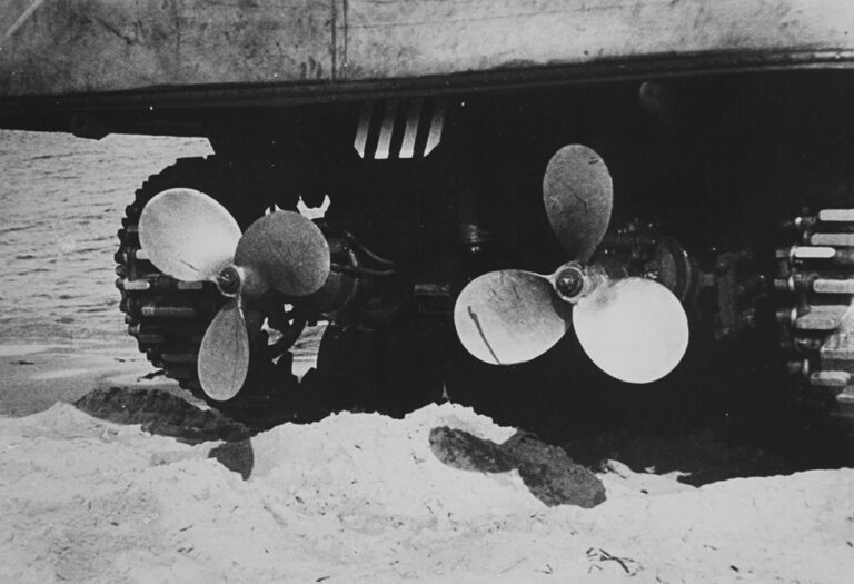 How to Invent a DD Tank - The Tank Museum