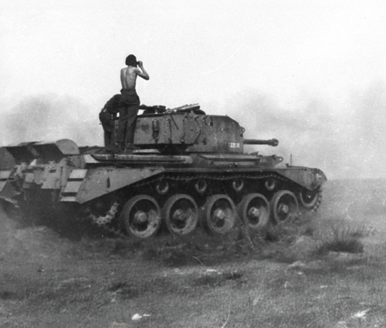 What is Comet’s gun? - The Tank Museum